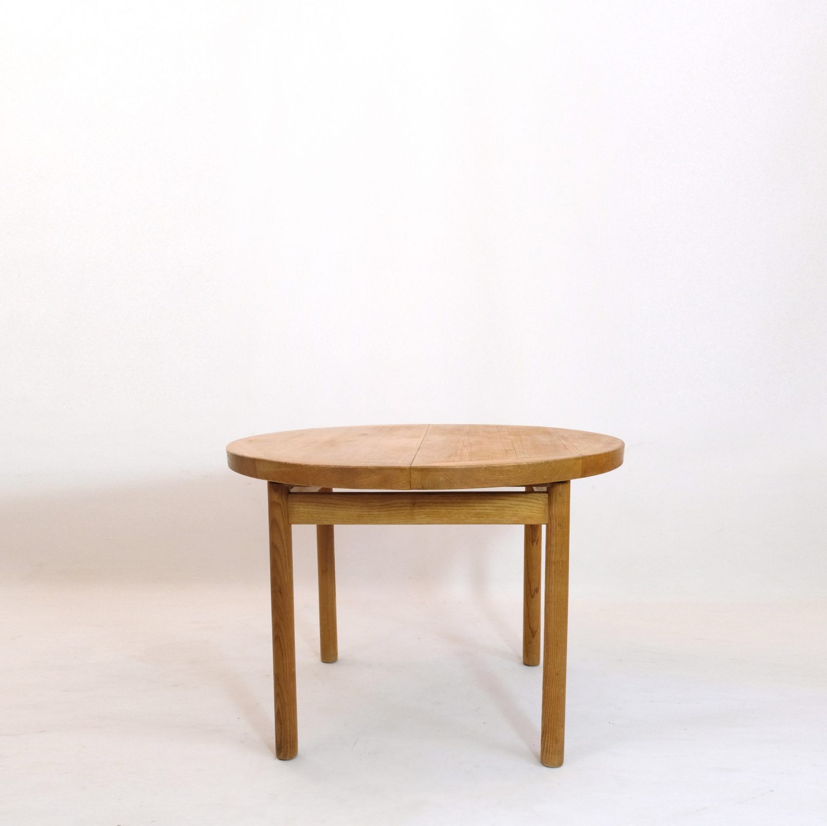 Dordogne table with an extending leaf, Sentou, 1950s. — LampAndCo
