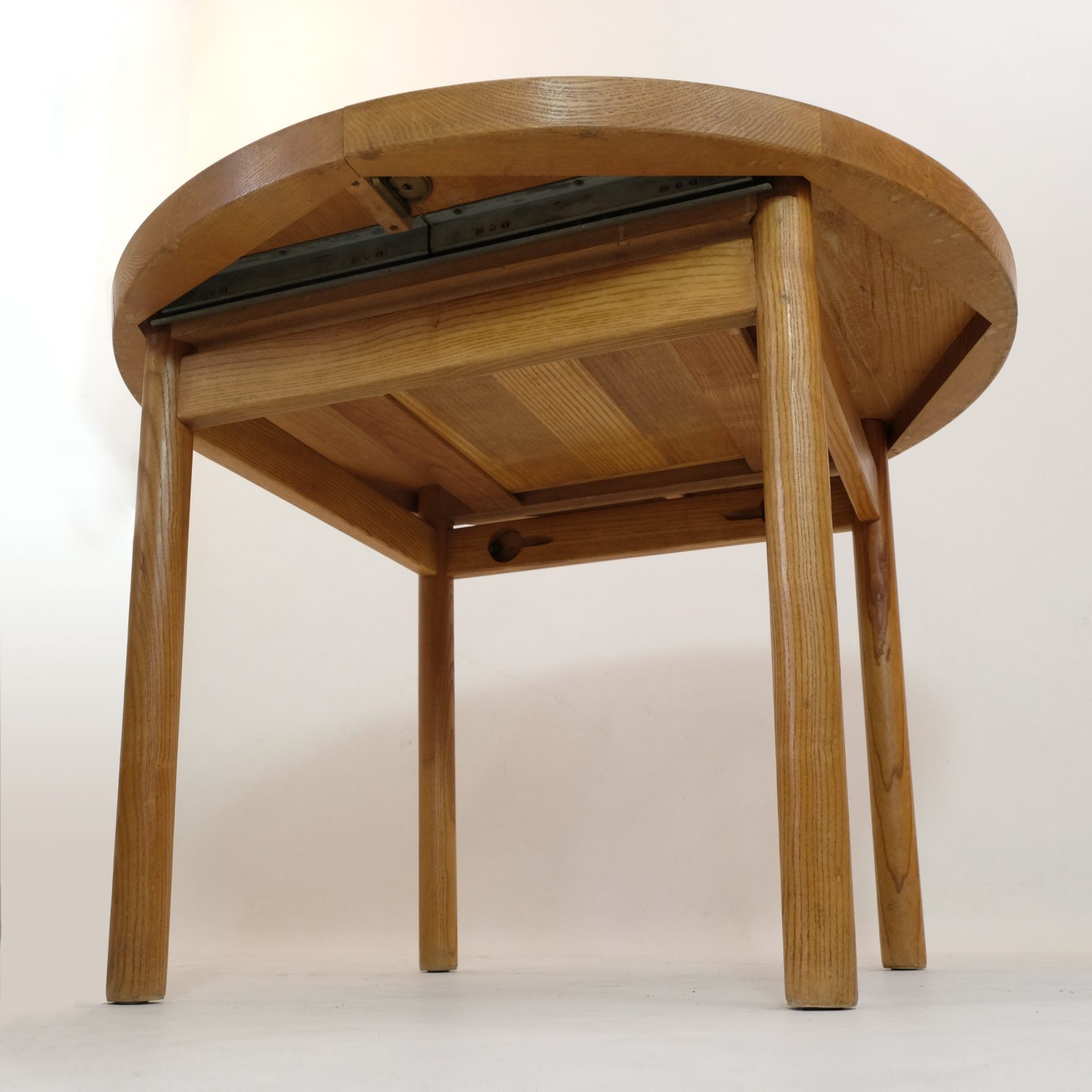 Dordogne table with an extending leaf, Sentou, 1950s. — LampAndCo